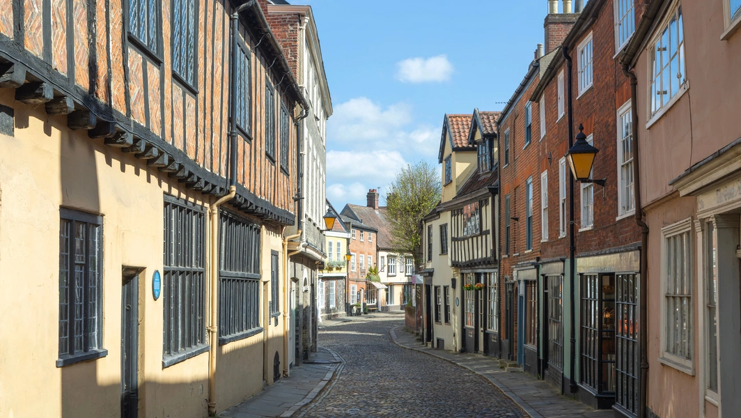 11 stunning streets from around the world