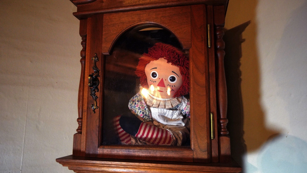Real hauntings and behind-the-scenes of The Conjuring