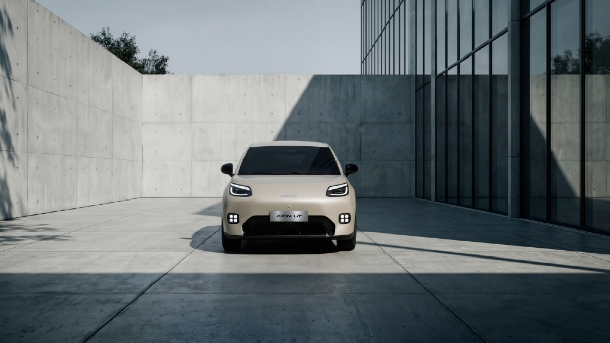 GAC Aion UT arrives in PH at P998,000; undercutting most EV rivals