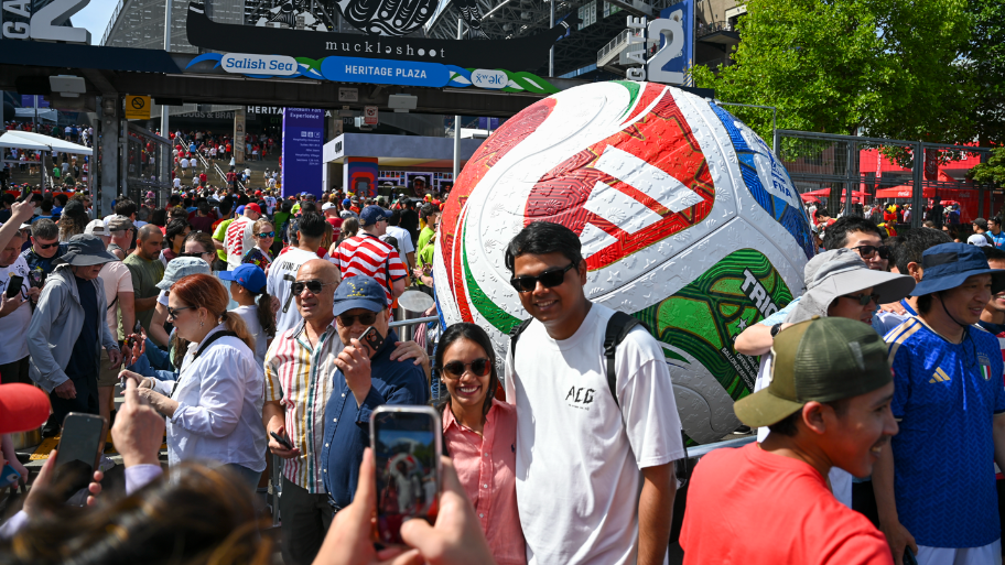 Fans of Belgium and Egypt flock to Seattle for first World Cup game
