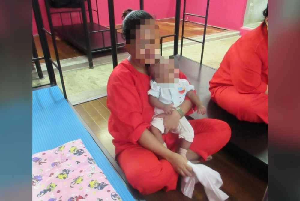 Children should stay with imprisoned mothers until age five, groups say