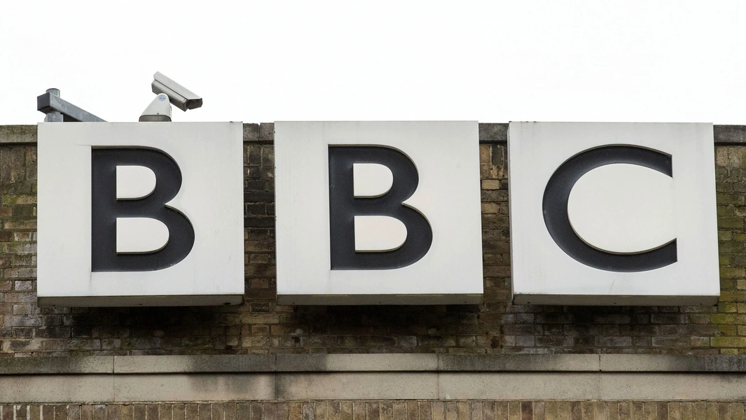 BBC to cut hundreds of newsroom jobs in first wave of downsizing