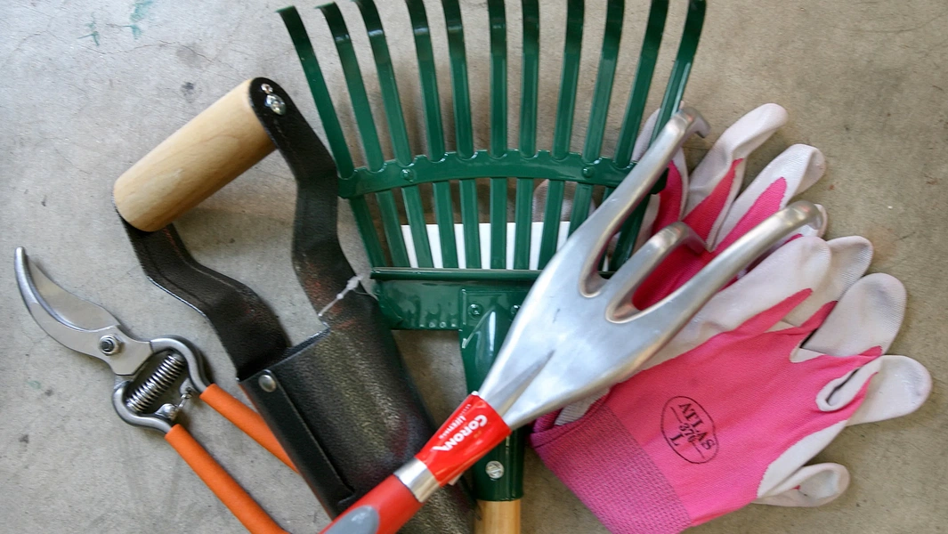 9 affordable Walmart garden essentials
