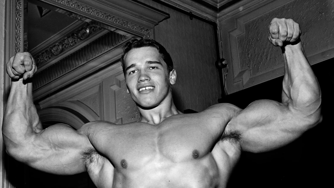 Arnold Schwarzenegger’s proven upper chest training methods