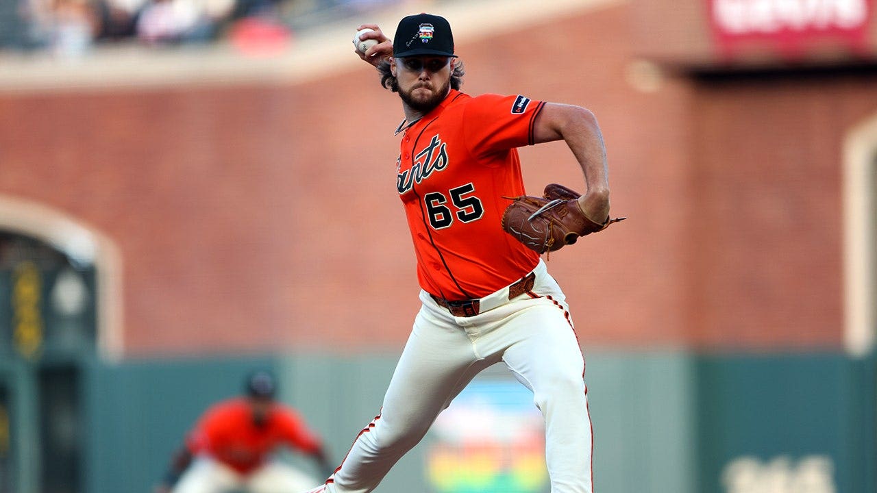 Major League Baseball warns San Francisco Giants players for writing ...