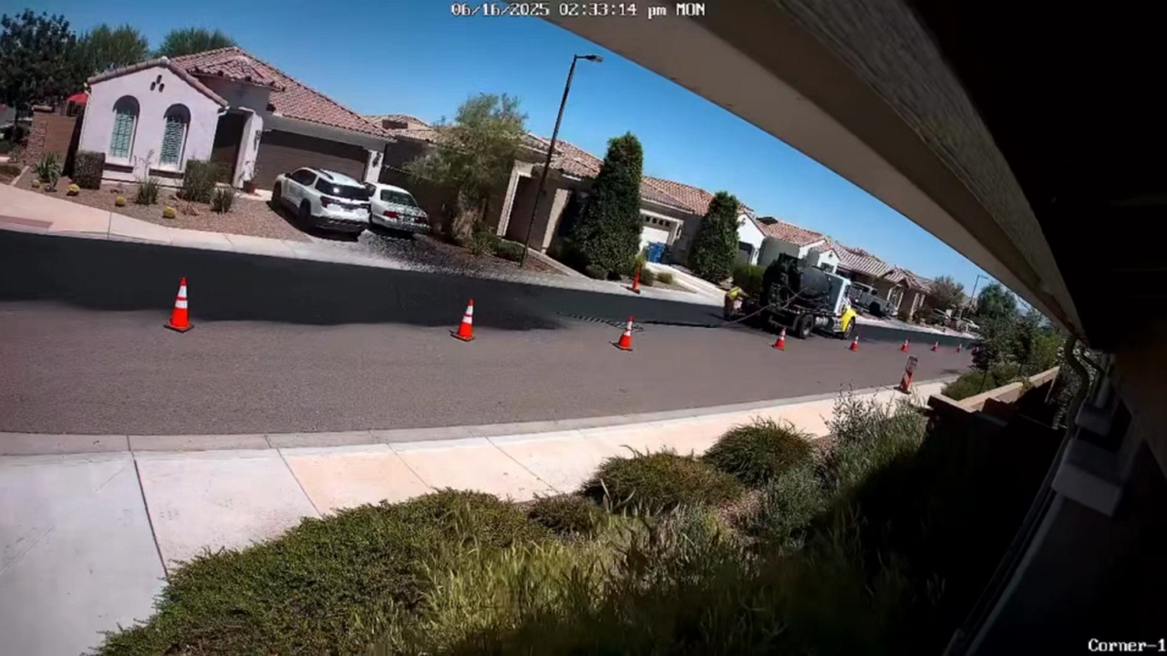 Asphalt spill chaos in Phoenix roadwork