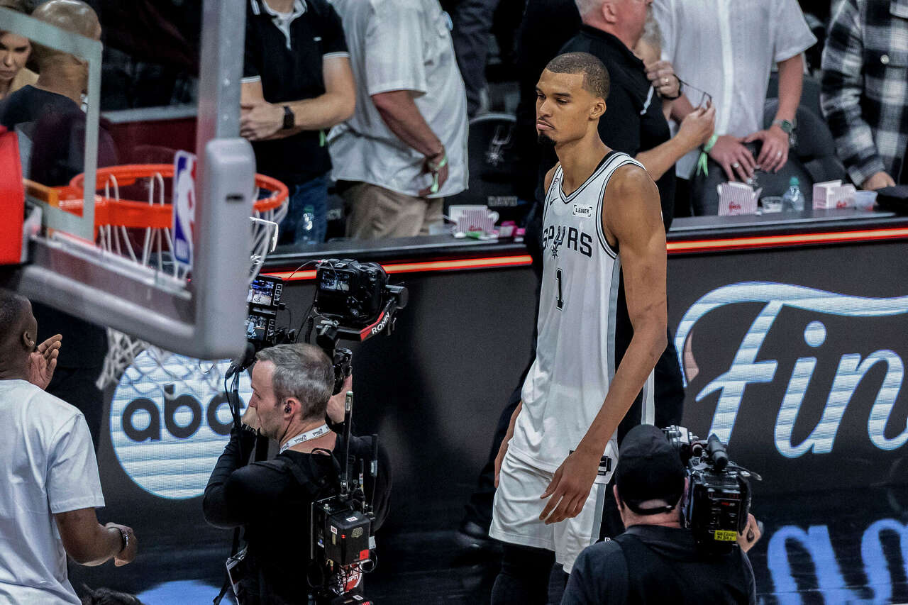 Is it a big deal that Wemby didn't shake hands with Knicks after Game 5?