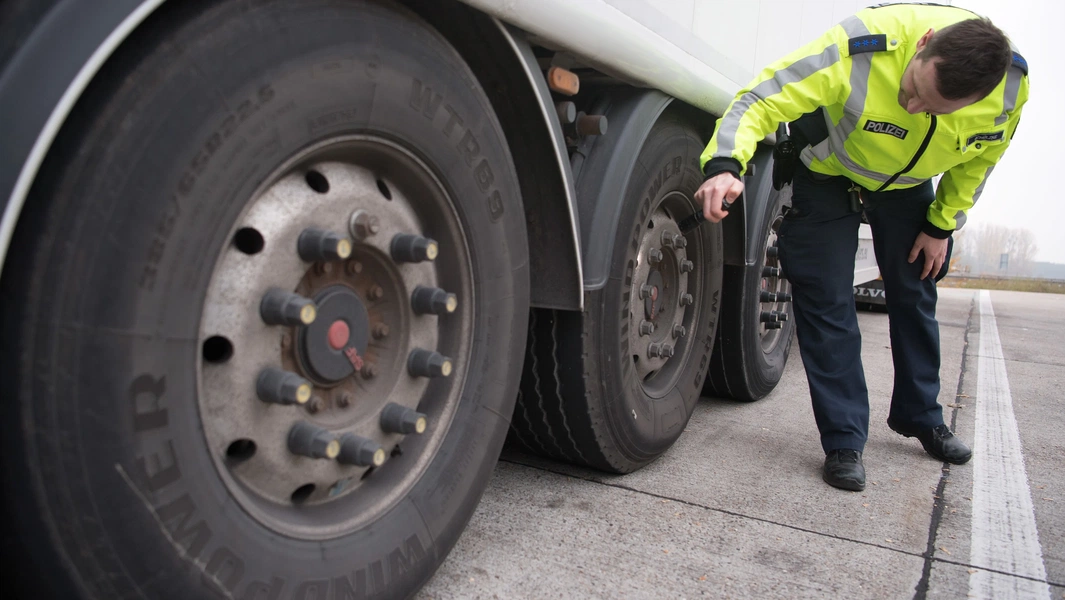 Extending truck lifespan through smart maintenance