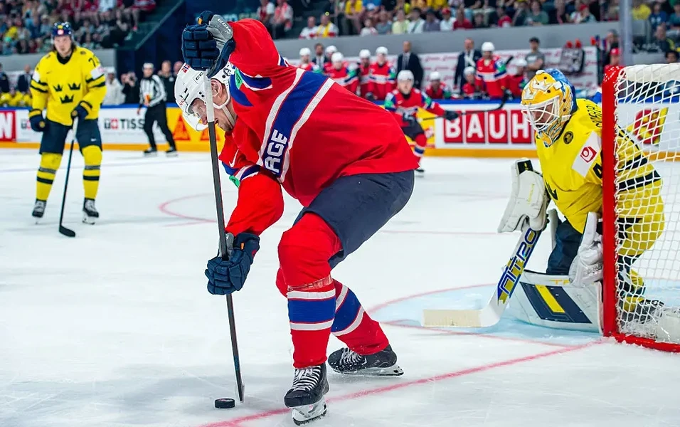 Senators sign Norwegian forward Eskild Bakke Olsen to one-year deal