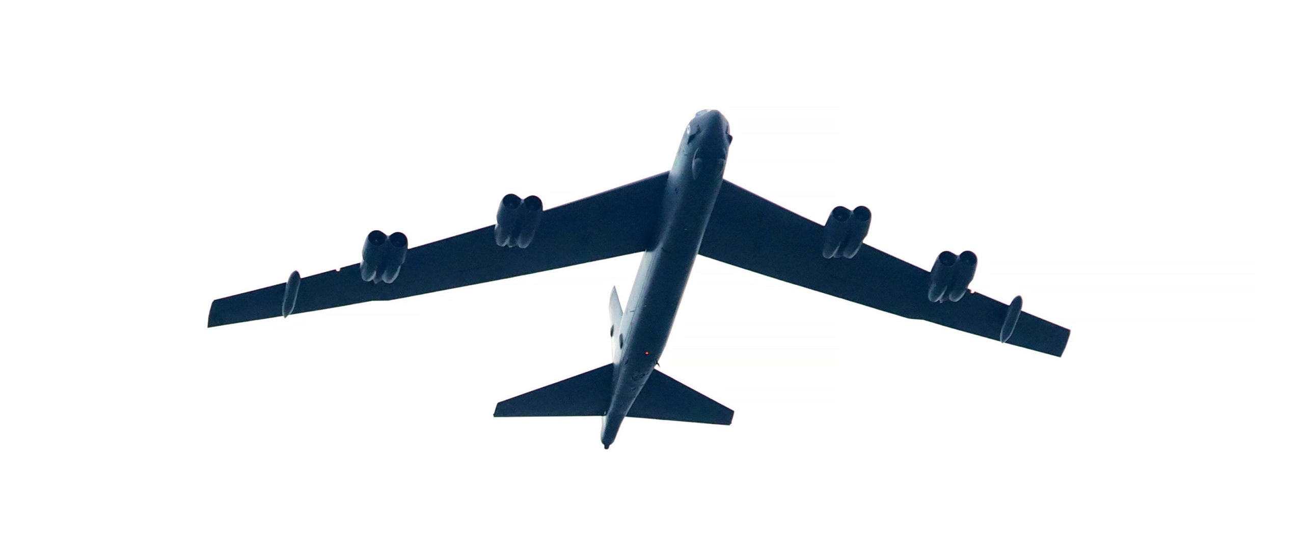 8 dead in 'unsurvivable' B-52 crash, Air Force official says