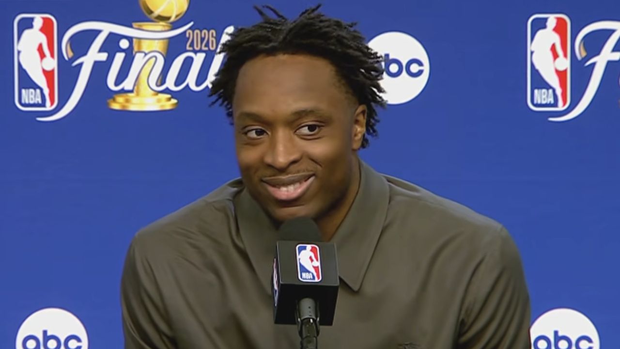 Knicks star OG Anunoby's hilarious blank stare on Good Morning America ...