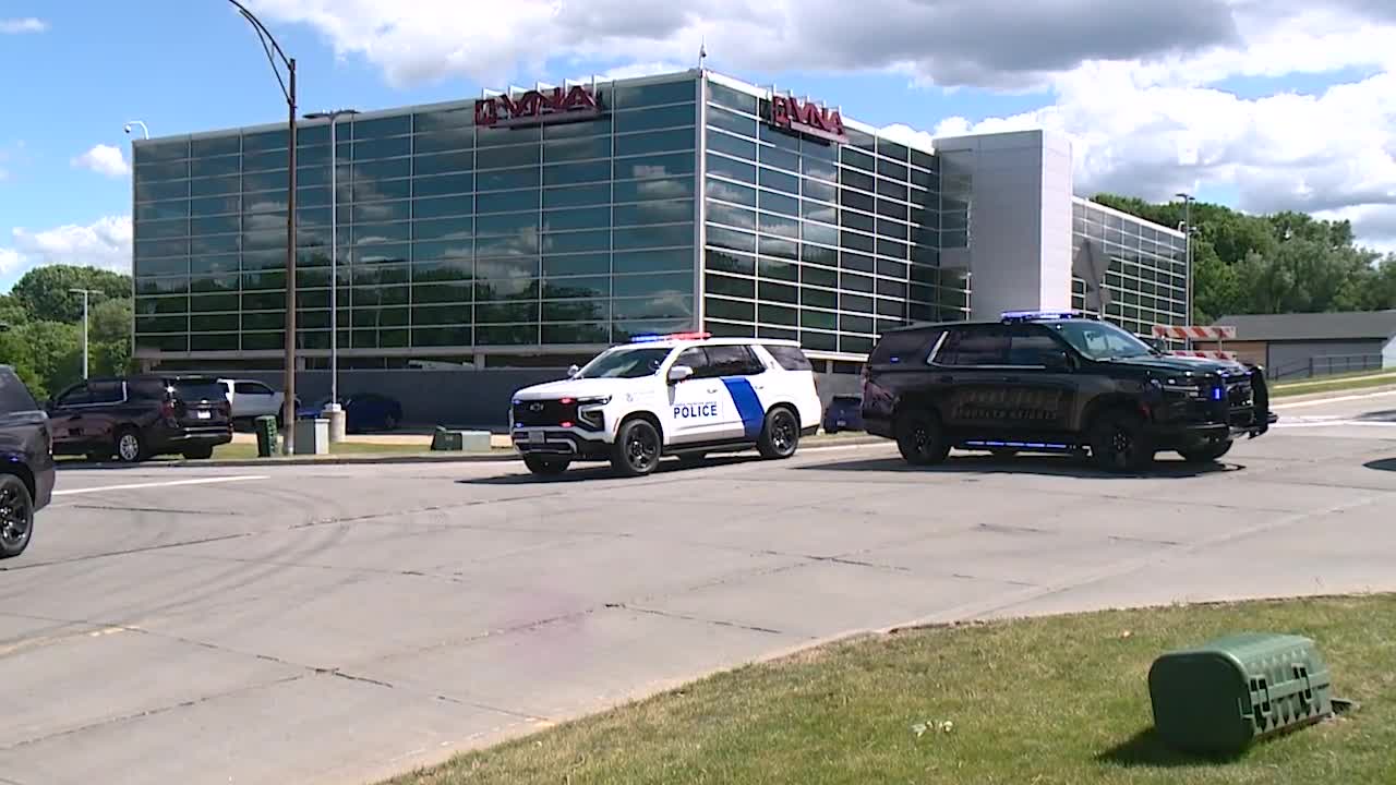 'Unnerving': Possible explosive found during inspection at local ICE ...