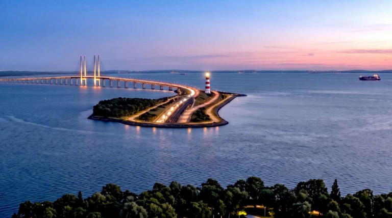 $50 billion bridge-and-tunnel plan to connect Connecticut and Long ...