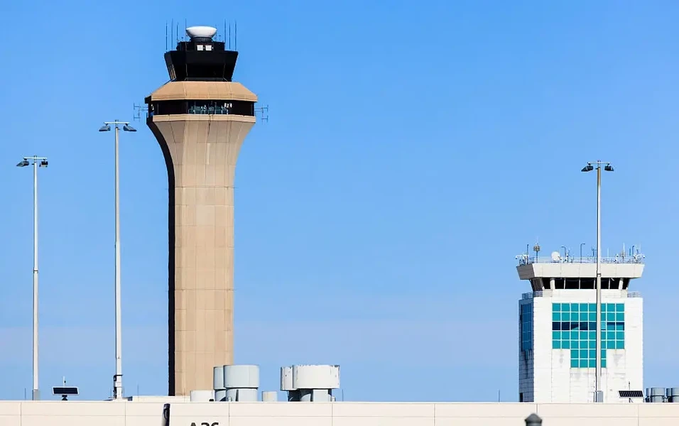 Denver airport hit by over 800 delays in rare runway crunch