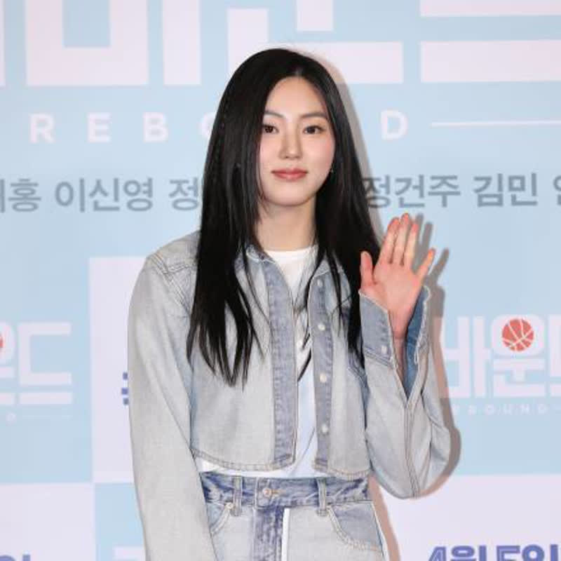 CLC 출신 권은빈, 연예계 은퇴 선언 "일반인의 삶 살겠다"