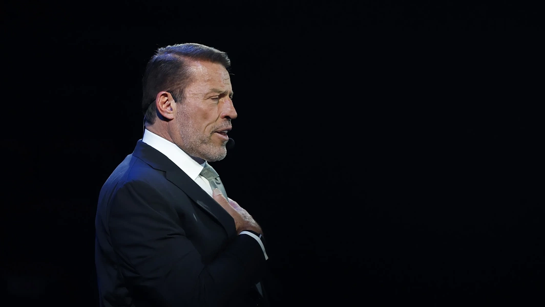 Tony Robbins outlines mindset and strategy shifts for retirees