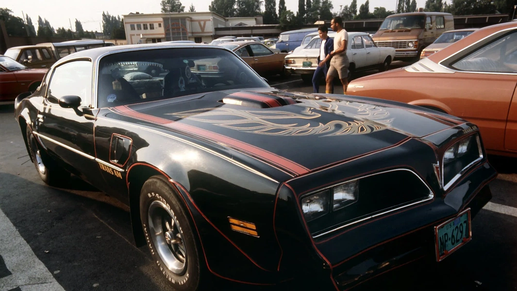 7 facts about the 1977 Pontiac Trans Am