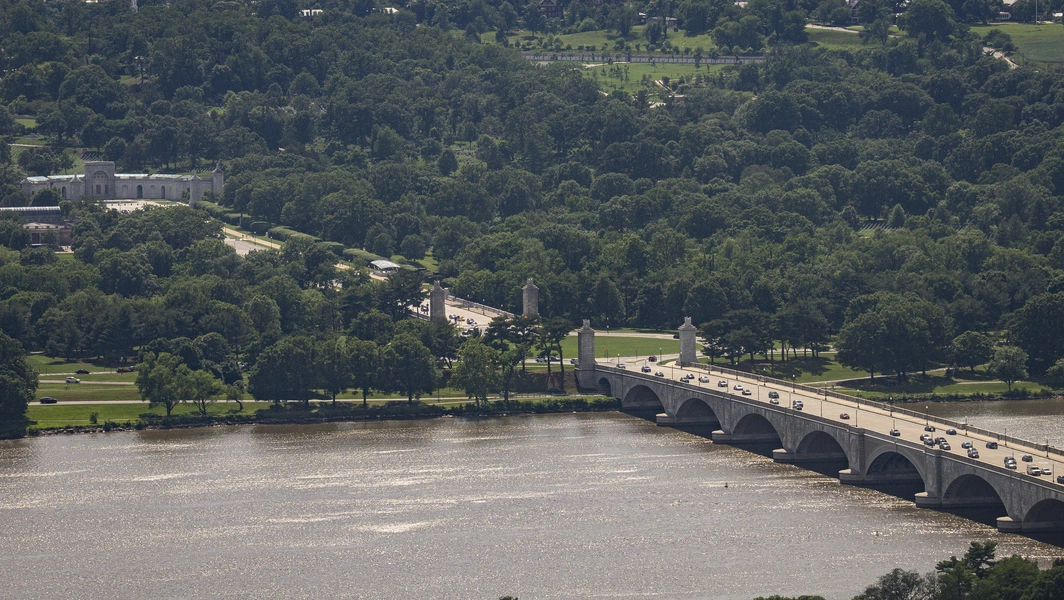 Public comment closes on Trump’s contested triumphal arch plan