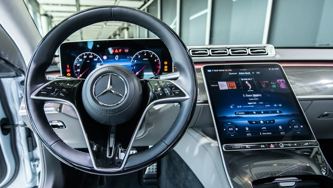 15 comfortable and efficient cars for retiree road trips