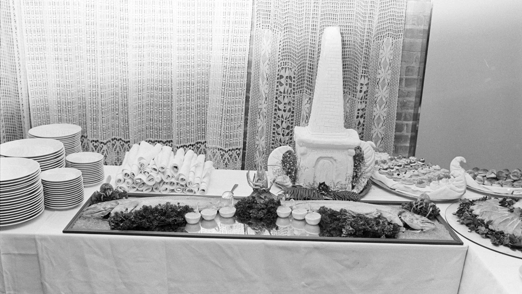 11 retro 1970s dinner and dessert classics