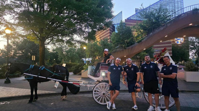 Spain's squad trades the pitch for a carriage ride around the scenic city