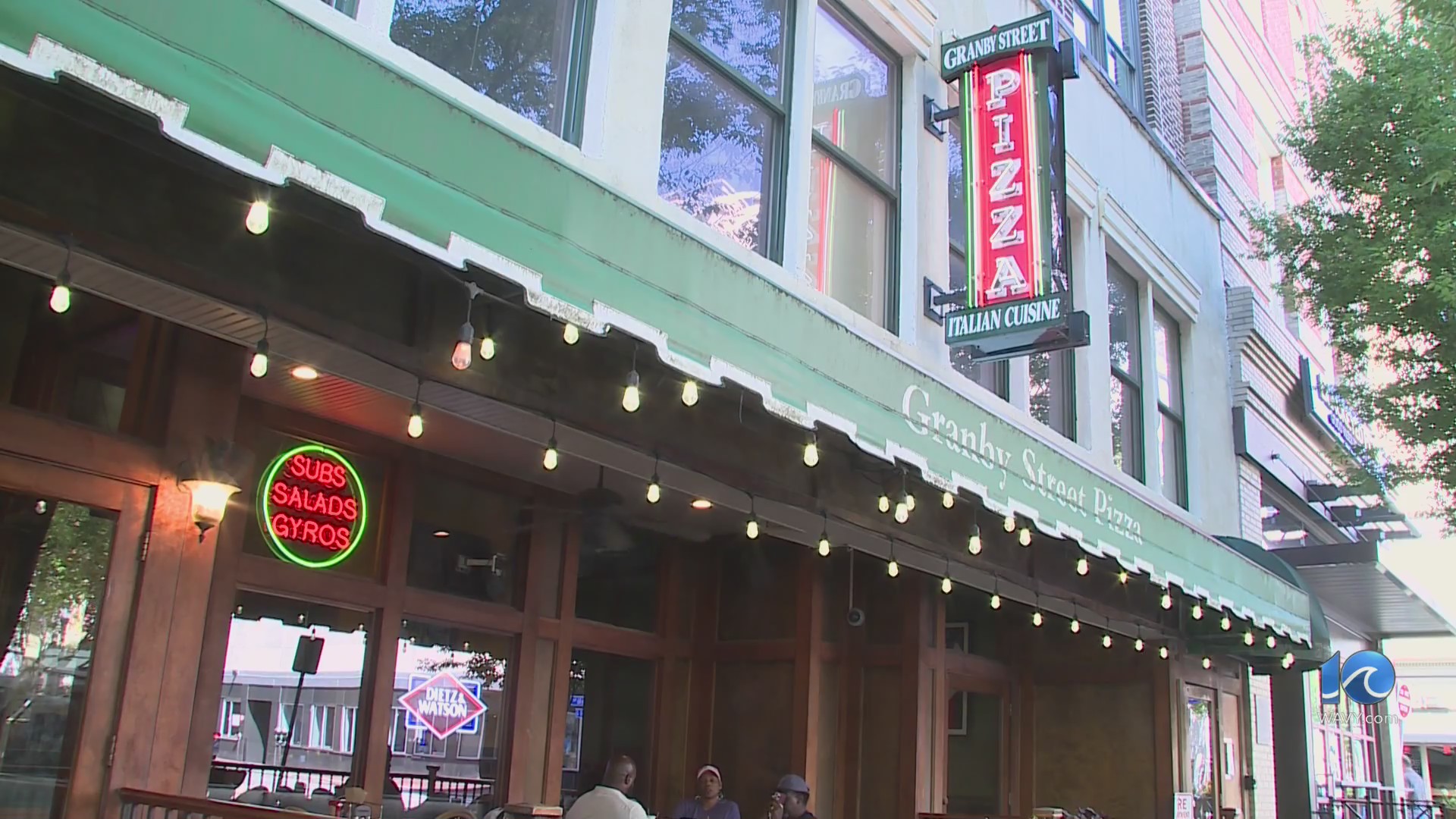 Downtown Norfolk businesses gear up for busy weekend