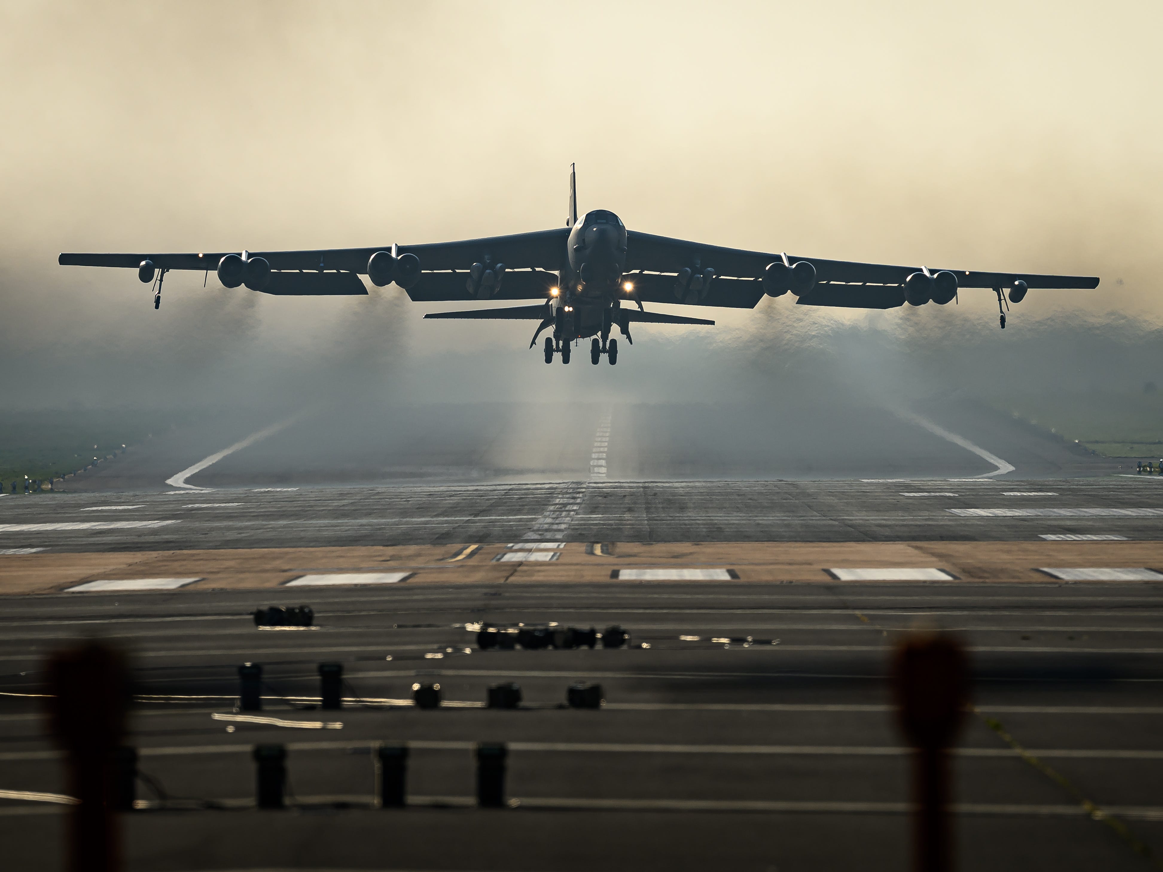 8 crew members are presumed dead after a B-52 bomber crashed at ...