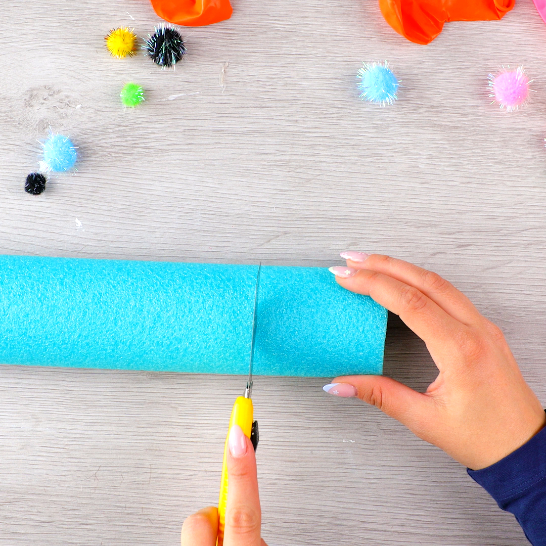 Throw far with DIY balloon sling🎈