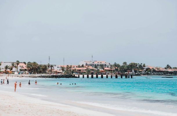 Ilhas vulcânicas e admiração ao Brasil: conheça Cabo Verde, a sensação ...