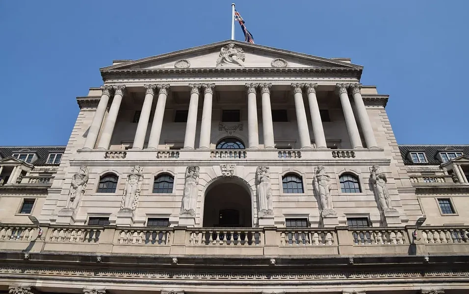 Bank of England rate move could lift mortgage costs by £450