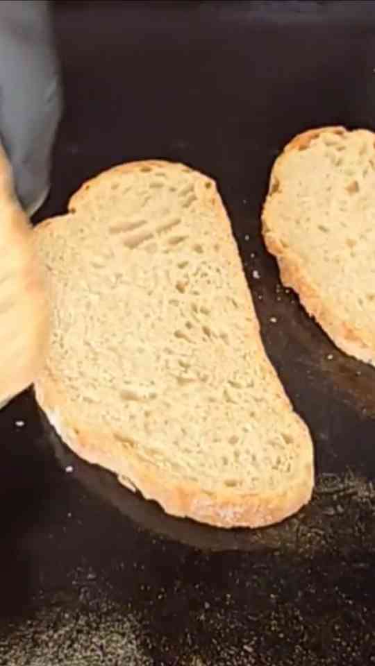 How butter toasted Italian bread sets the stage for perfection
