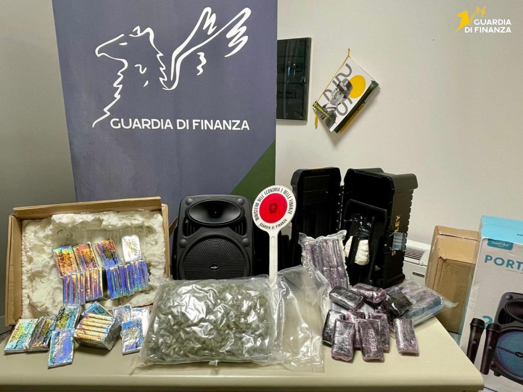 Droga dalla Spagna tra cassa acustica e attrezzi, sequestro per 6 kg a ...