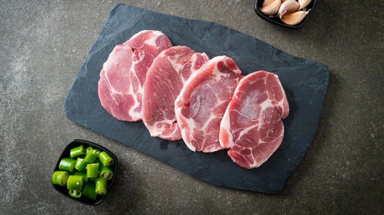 How to choose the best boneless pork chops in your grocery store