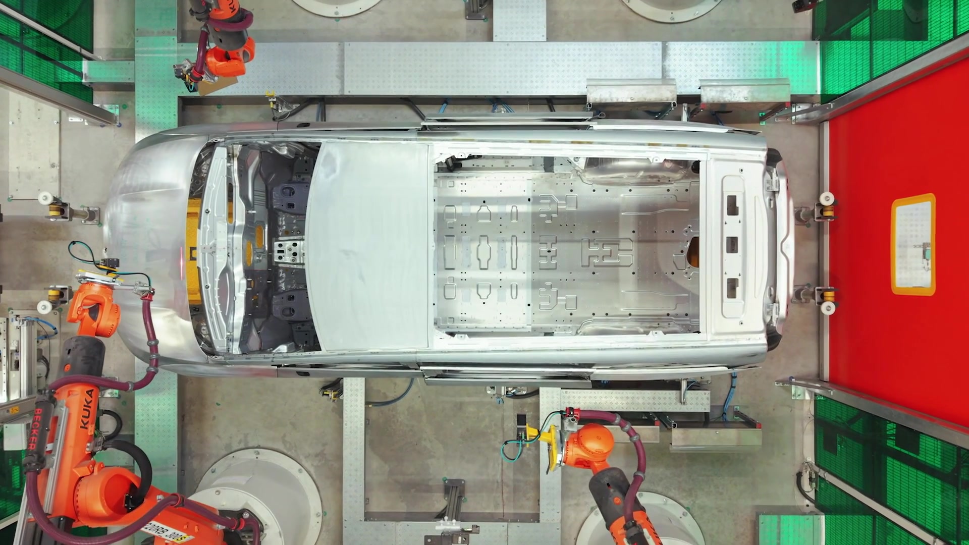 Vitoria plant starts series production of the VLE - New body shop