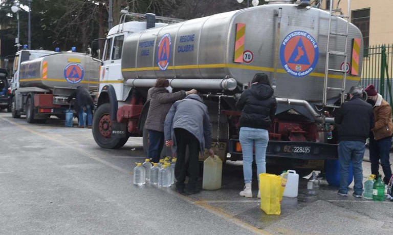 Vibo: il centro storico è ancora senz’acqua. Ditta specializzata a ...
