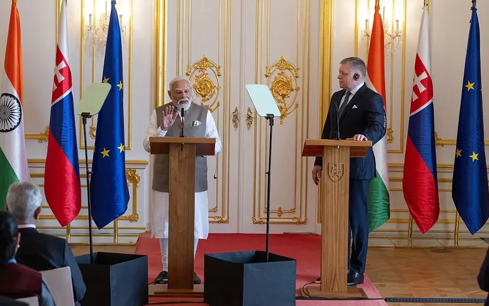 PM Modi hails Varanasi-themed art show in Slovakia visit