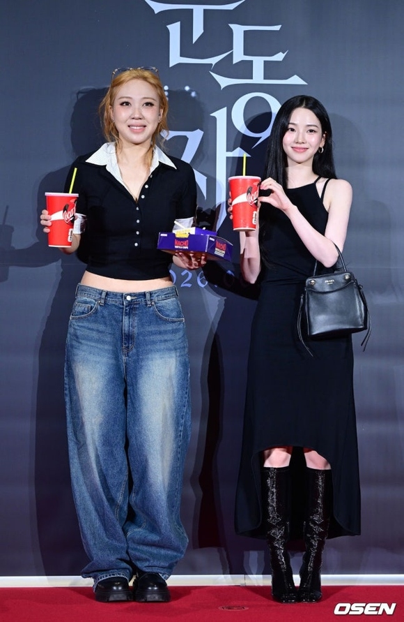 【PHOTO】aespaのKARINAからSecret、コン・ヒョジンまで! 映画「瞳」VIP試写会に出席