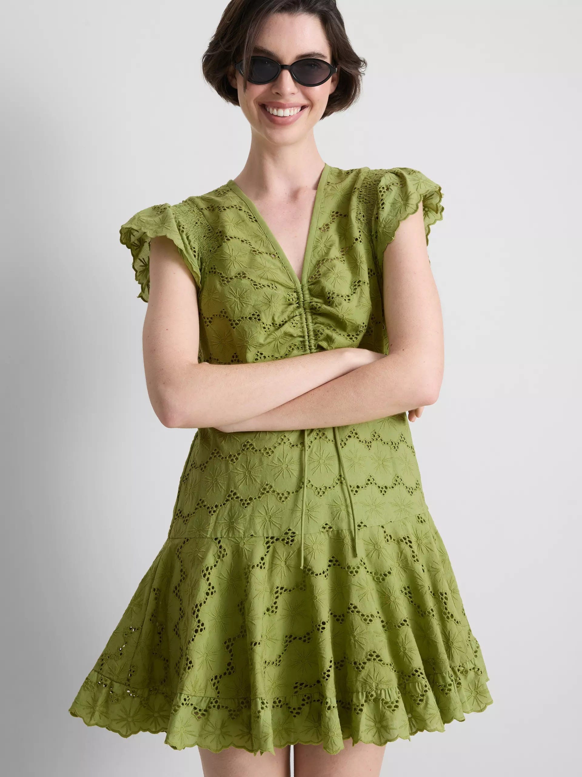 Novedad en Primark: un vestido bordado en el color que buscan todas las ...