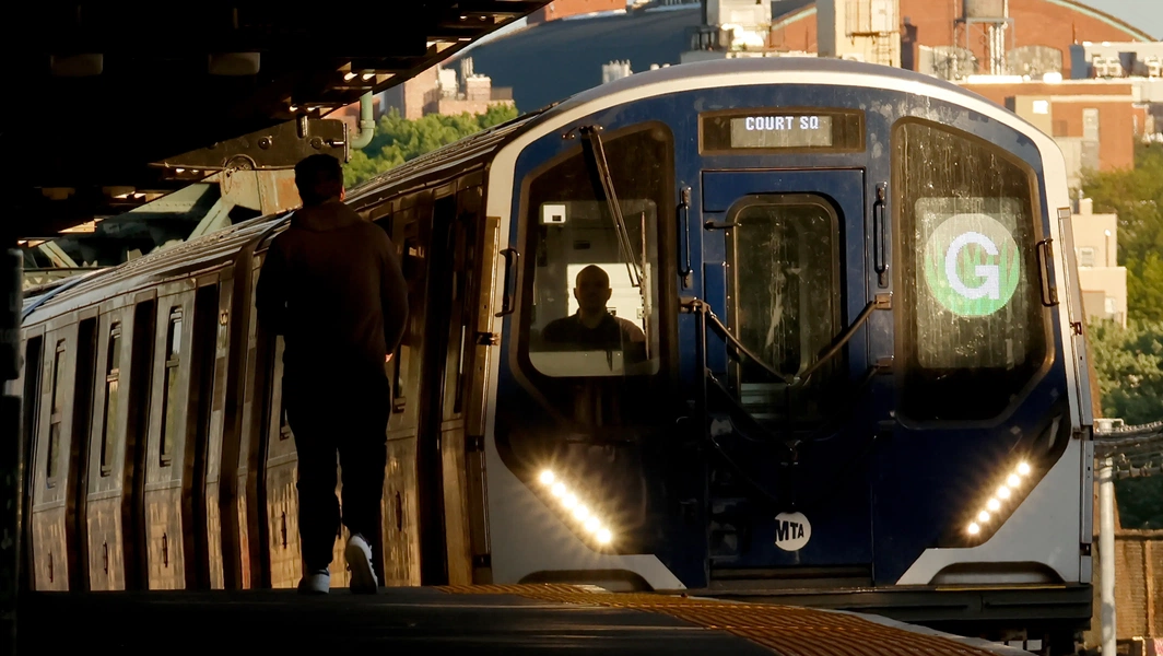 7 highly walkable US cities with strong transit