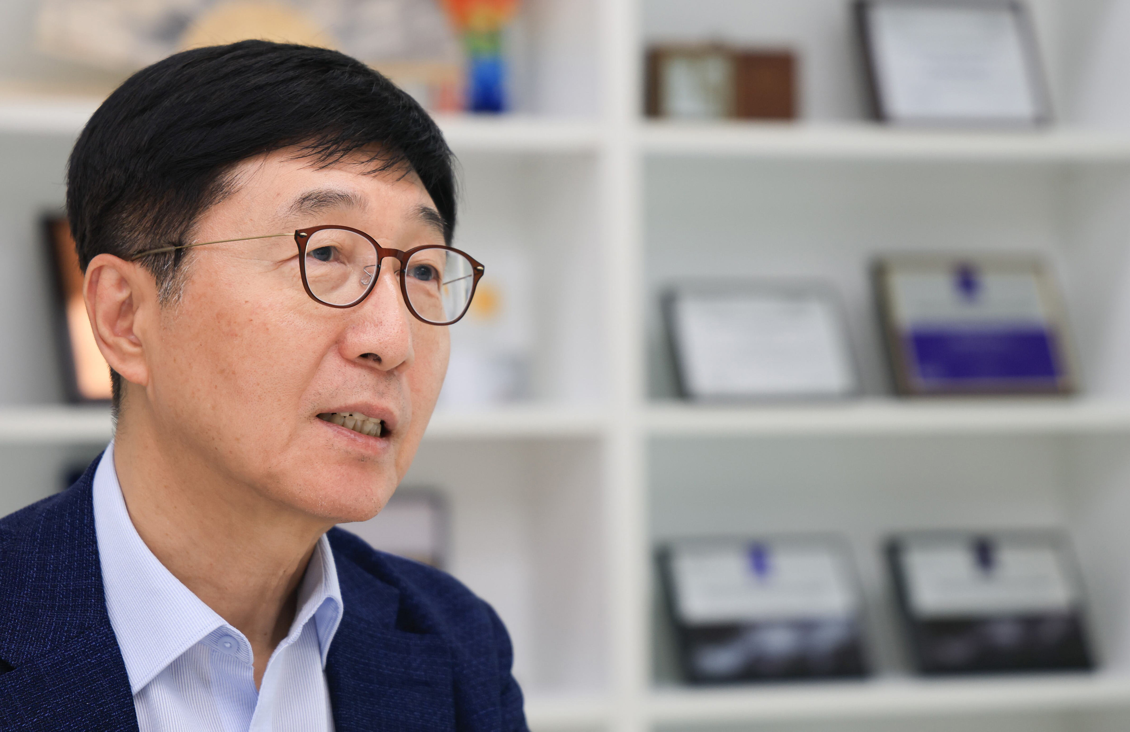 Professor Park: K-Solar needs overwhelming quality