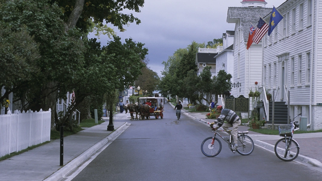 7 charming small towns across America