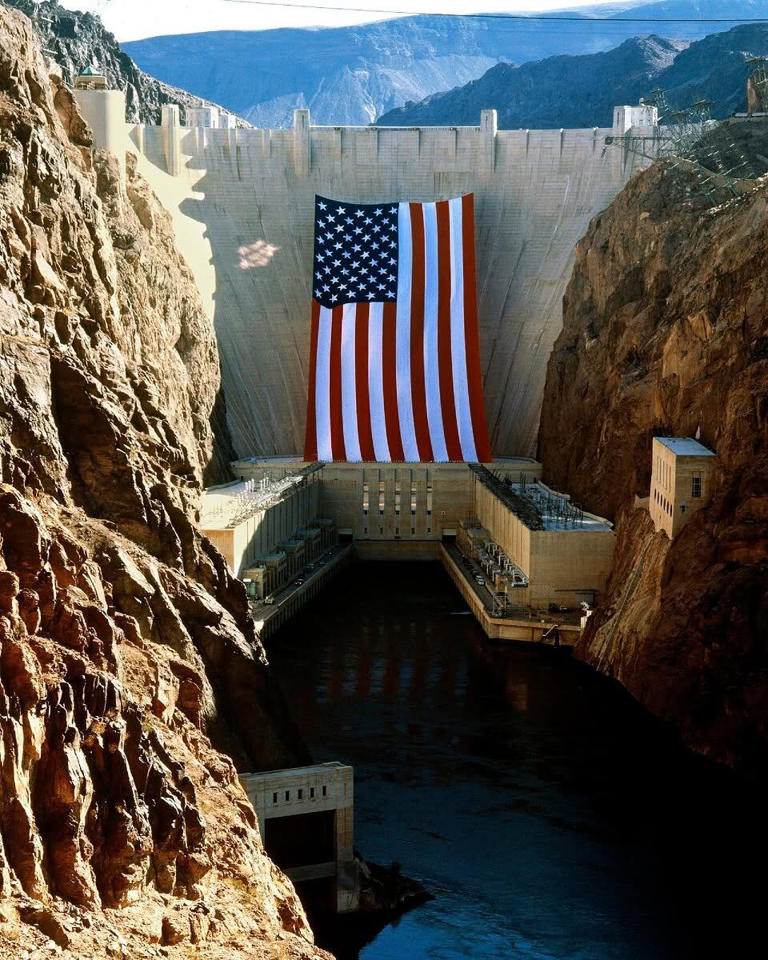 Massive American flag suspended across Hoover Dam back on display