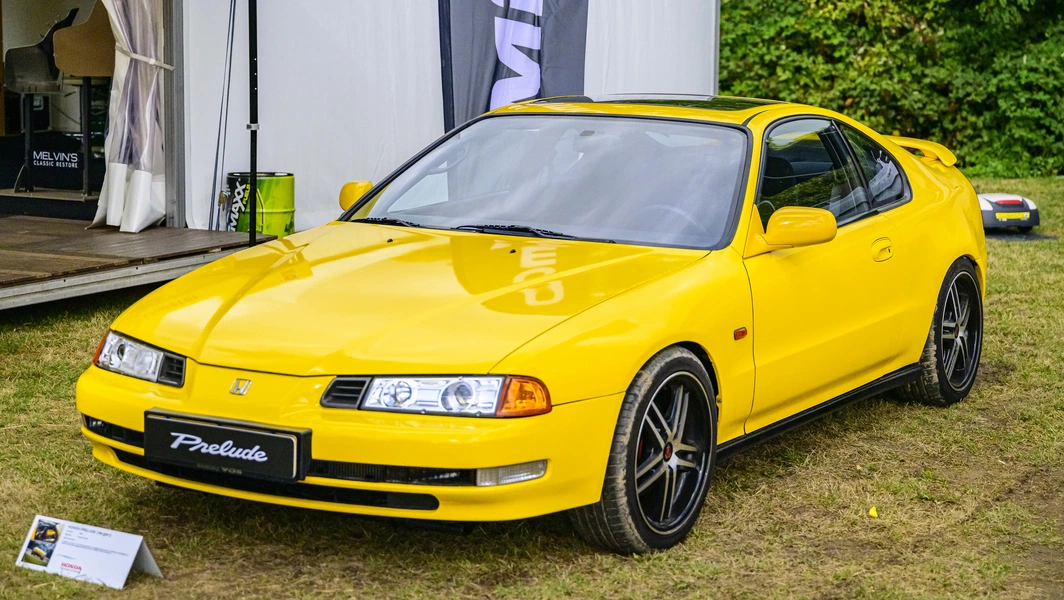 7 unforgettable cars and concepts from the 90s and beyond
