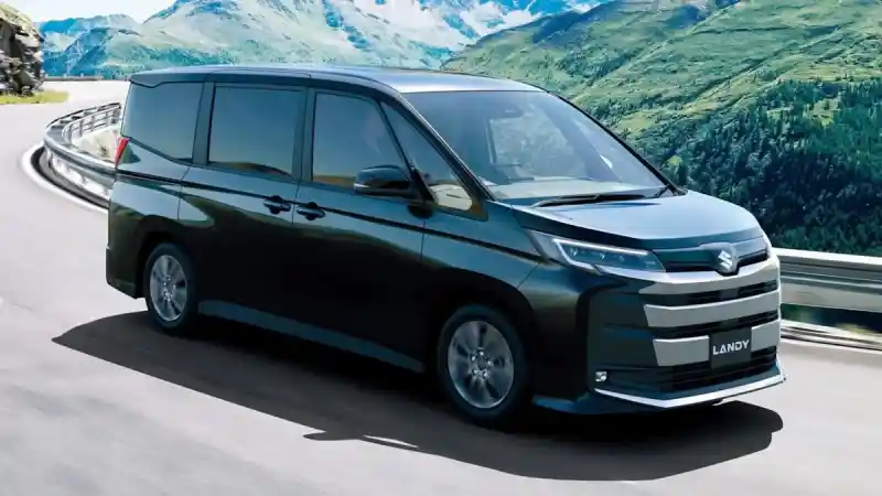 Suzuki Landy, MPV kembaran Toyota Voxy