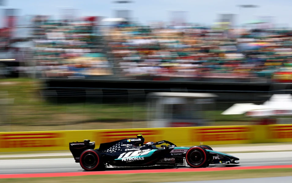Antonelli avoids Austria grid drop despite Barcelona penalty