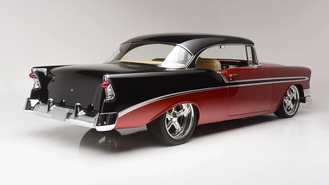 14 cars with distinctive two-tone paintwork