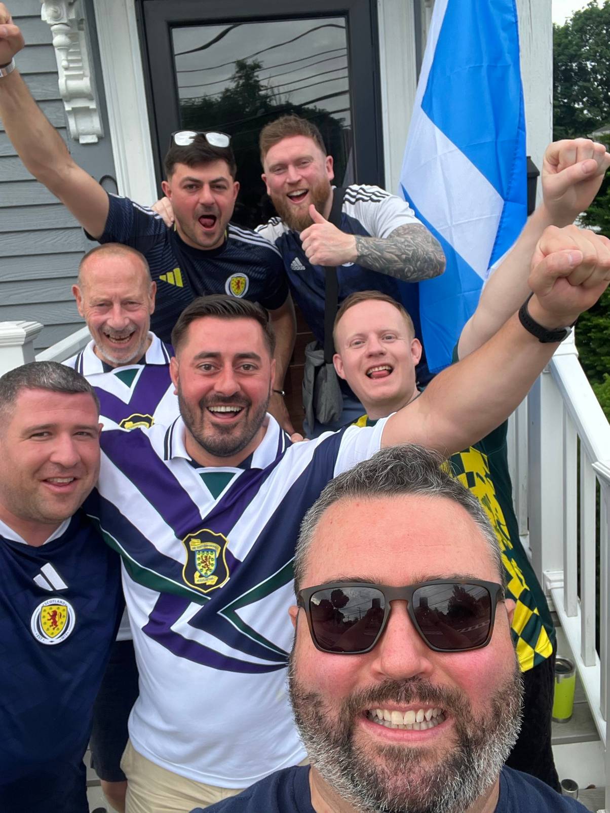 American man gets incredible surprise after befriending Scottish World ...