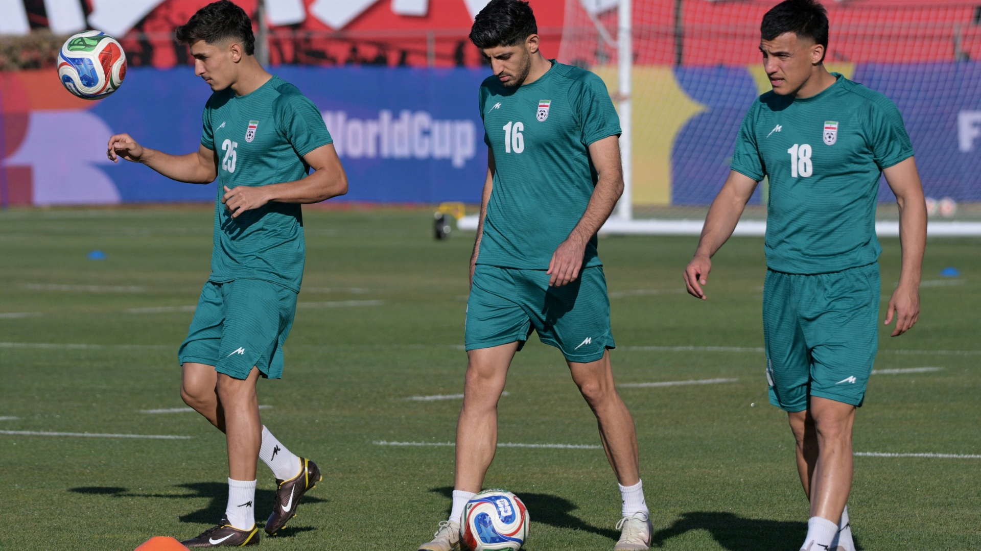 Fußball: Iran - neues US-Visum für Torabi