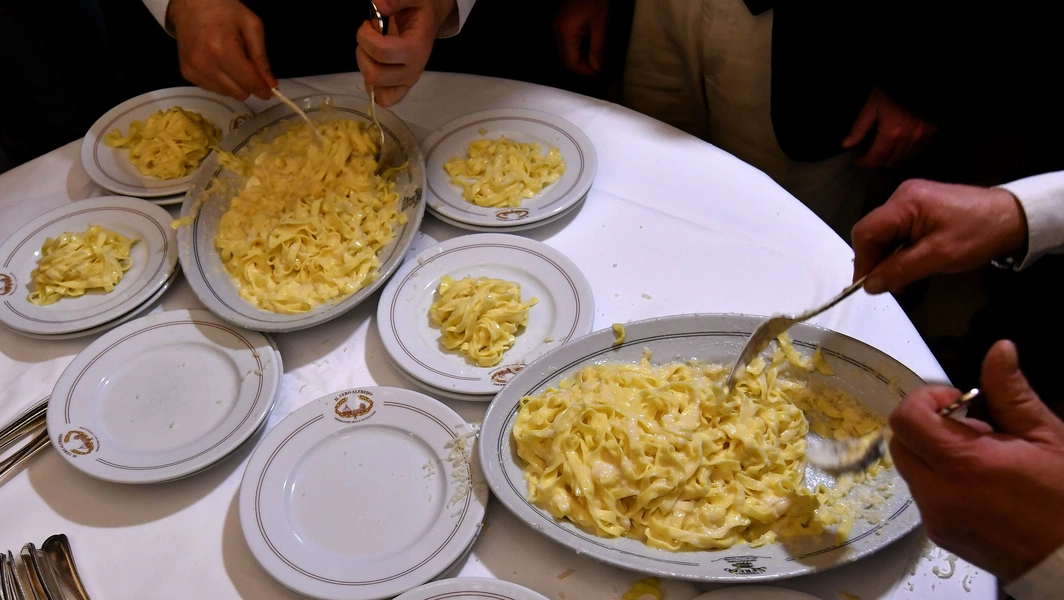 12 creamy and flavorful pastas without red sauce