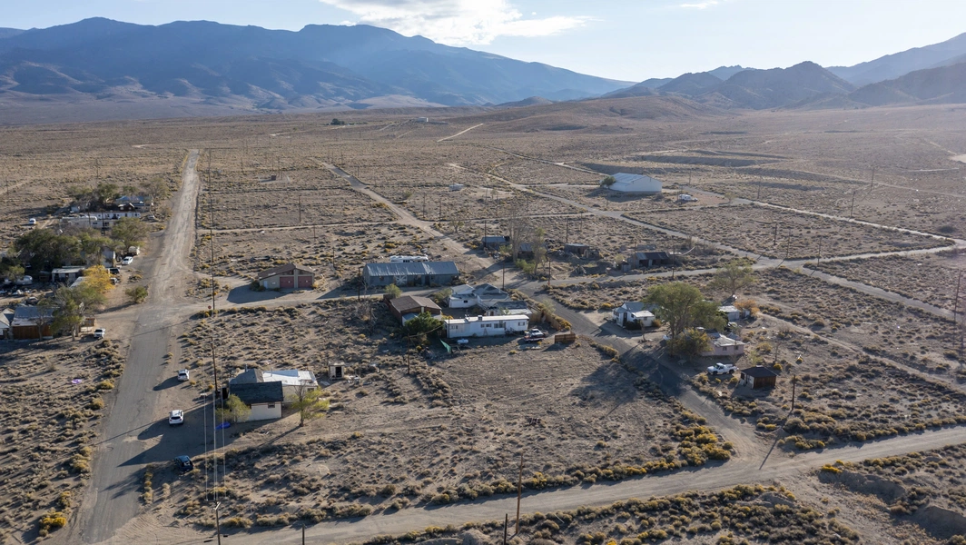 14 nearly empty towns across the United States